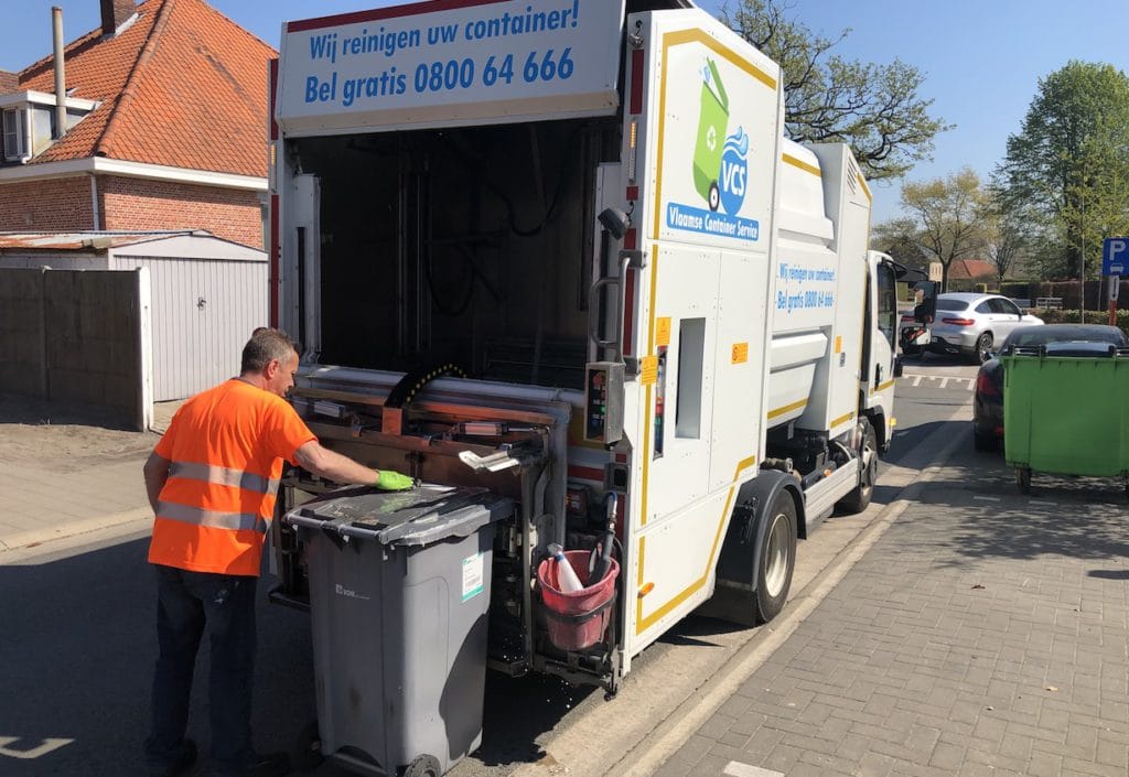 Uw vuilnisbak laten reinigen? | VCS voor particulieren